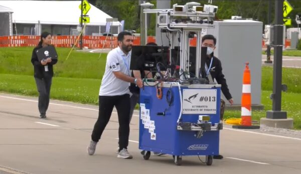 Autonomous Driving Engineers of the Future @ SAE/GM AutoDrive Challenge ...