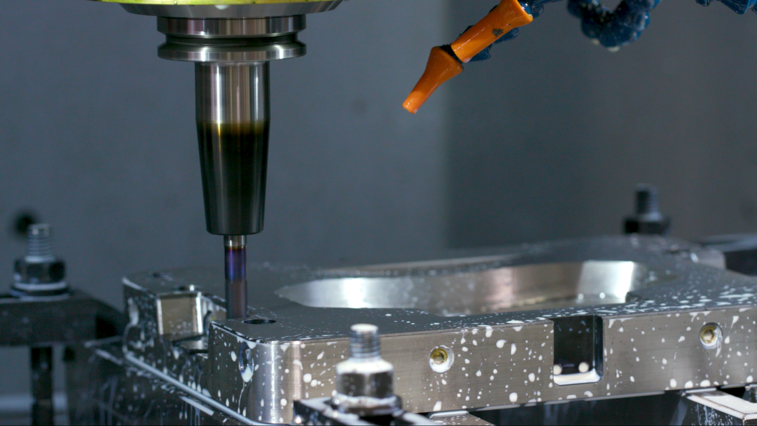 iMFLUX uses NX to Make World-Class Molds - NX Manufacturing