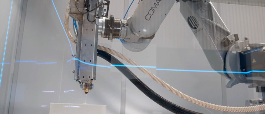 Hybrid additive manufacturing with robotics - Thought Leadership