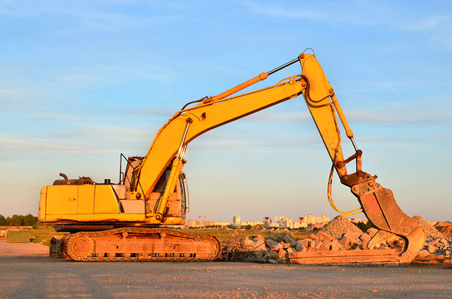 Optimizing heavy equipment maintenance and service with digital ...