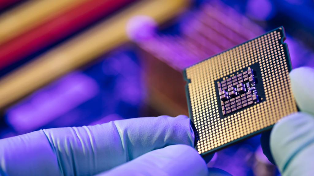 Face semiconductor challenges with closed-loop quality tools