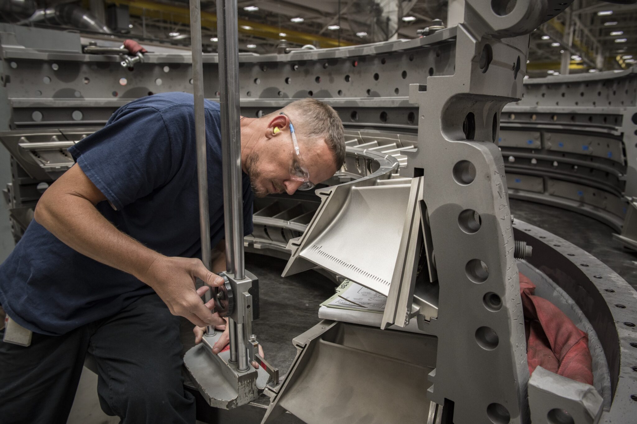 Asset Maintenance with Teamcenter and Maximo - Service Lifecycle Management