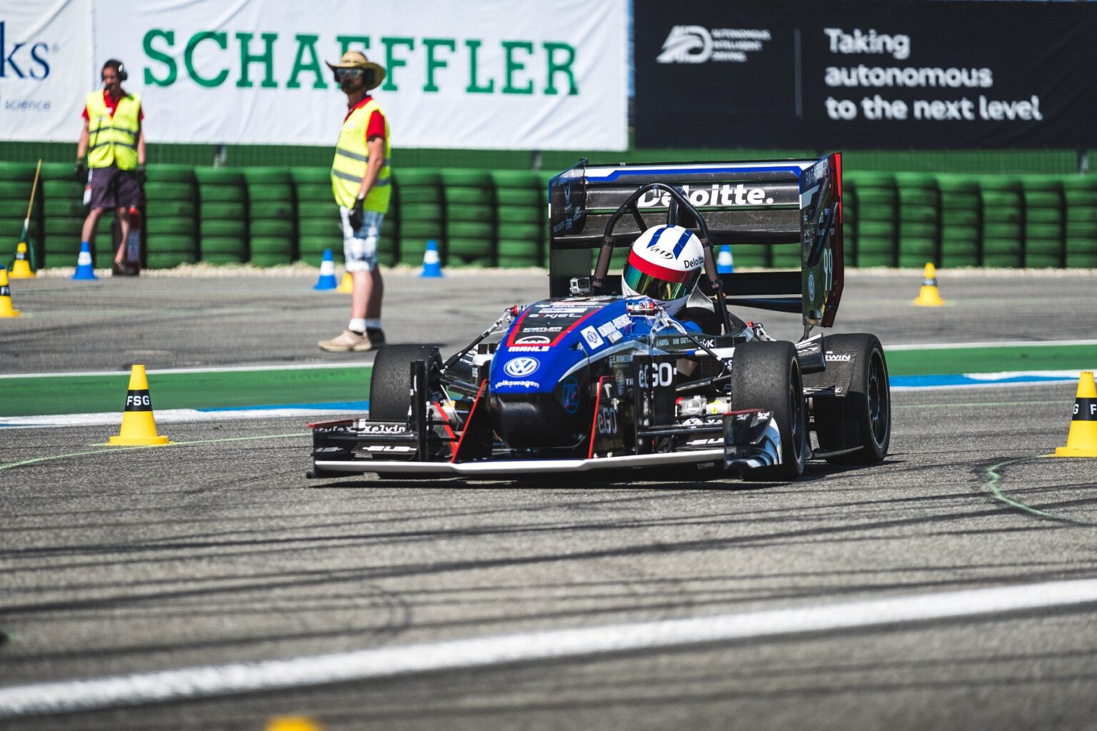 How real-world experience with Simcenter and Formula Student racing ...