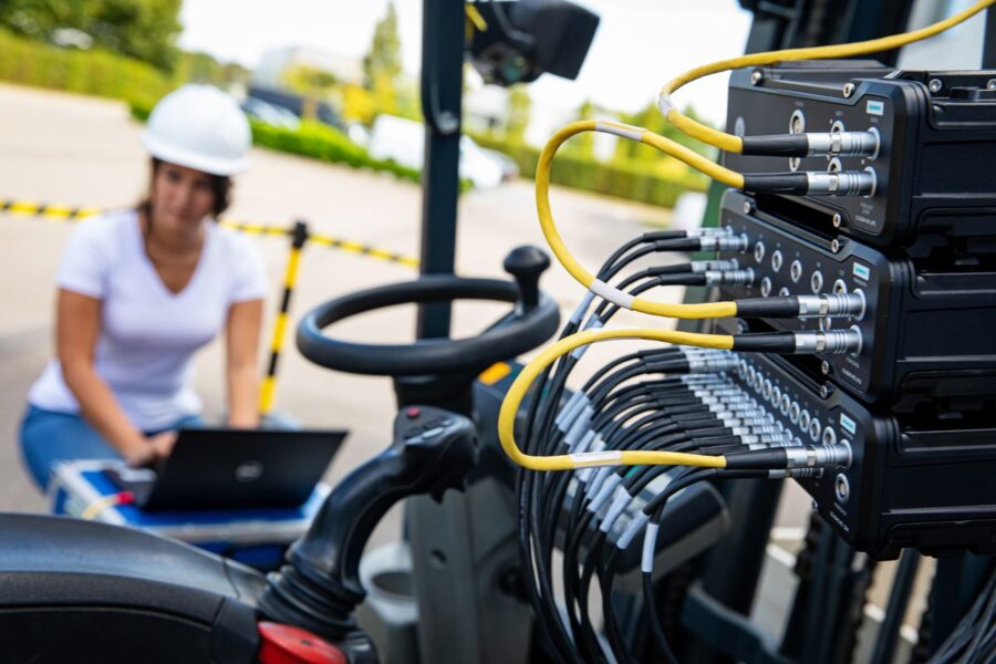 Discover the Simcenter SCADAS Family - Simcenter