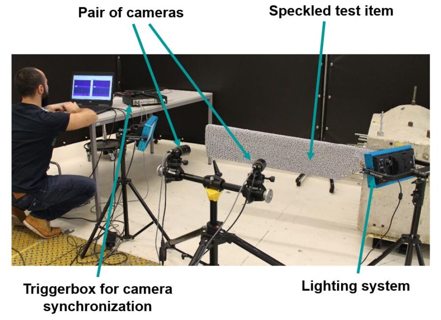 Measuring aerospace structures with digital image correlation - Simcenter