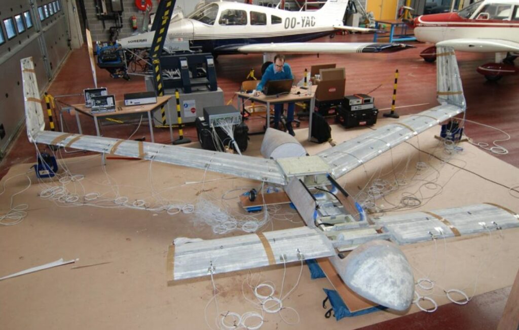 Flutter verification of a composite electric aircraft - Simcenter
